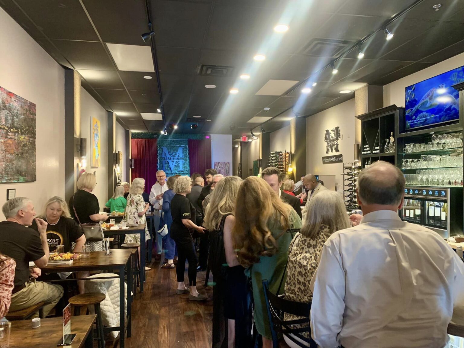 6 Adorable Wine Bars In Waco - The Waco Things